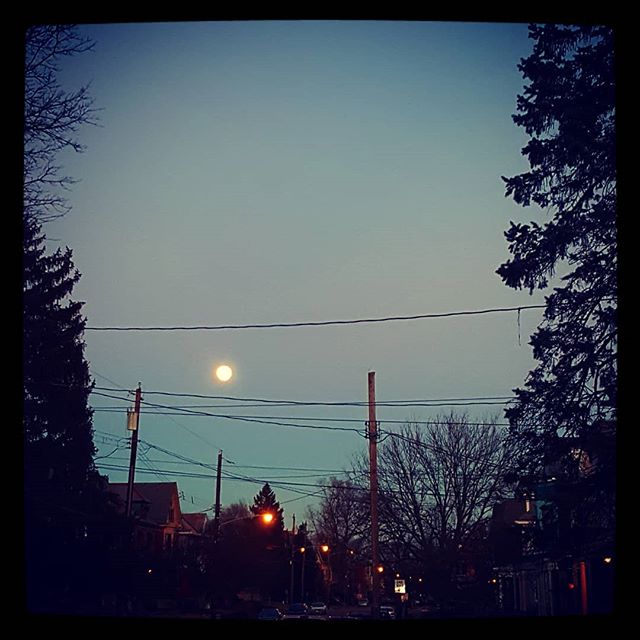 Hello, Super Moon. | T+G